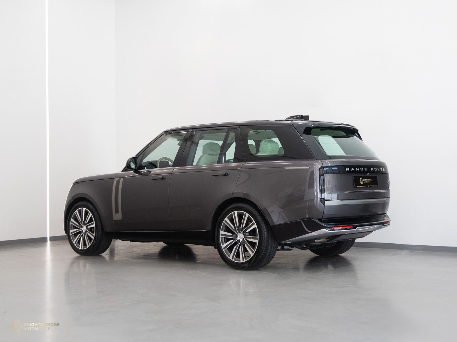 2022 Range Rover Vogue HSE - 10544 | Knightsbridge Automotive