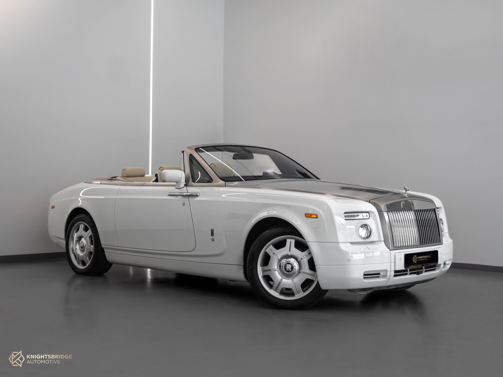2008 Rolls-Royce Phantom Drophead - 10687 | Knightsbridge Automotive